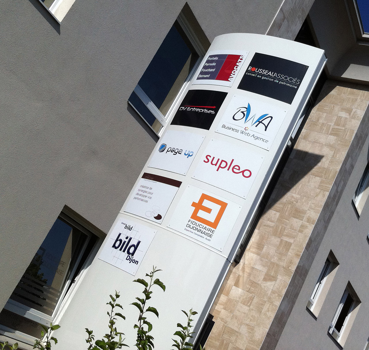 Réalisation de totem - Avs communication : Avs communication